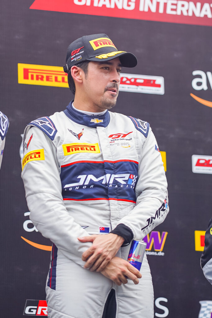 Prince Jefri คว้าอันดับ 1 พร้อม 2 ถ้วยเกียรติยศ – WE REPORT NEWS